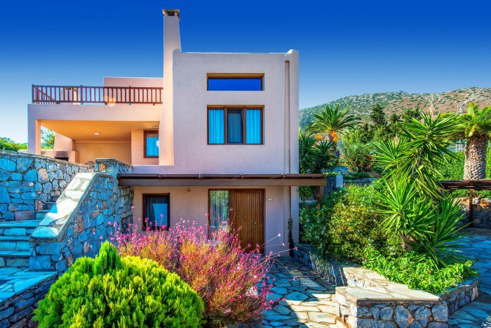 The Hotel – Ida Village